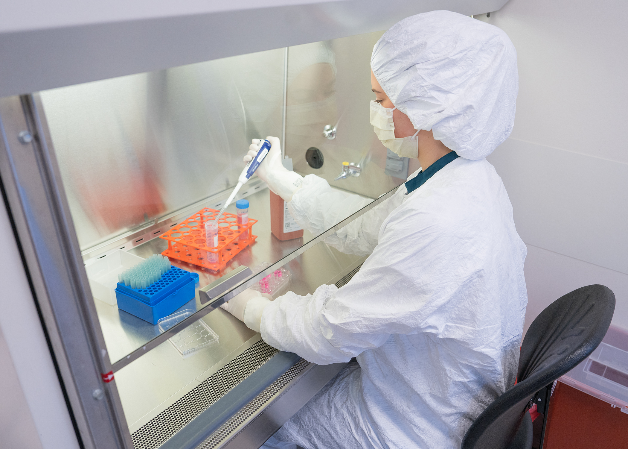 Harnessing the power of the body’s own cells to defeat cancer – James ...